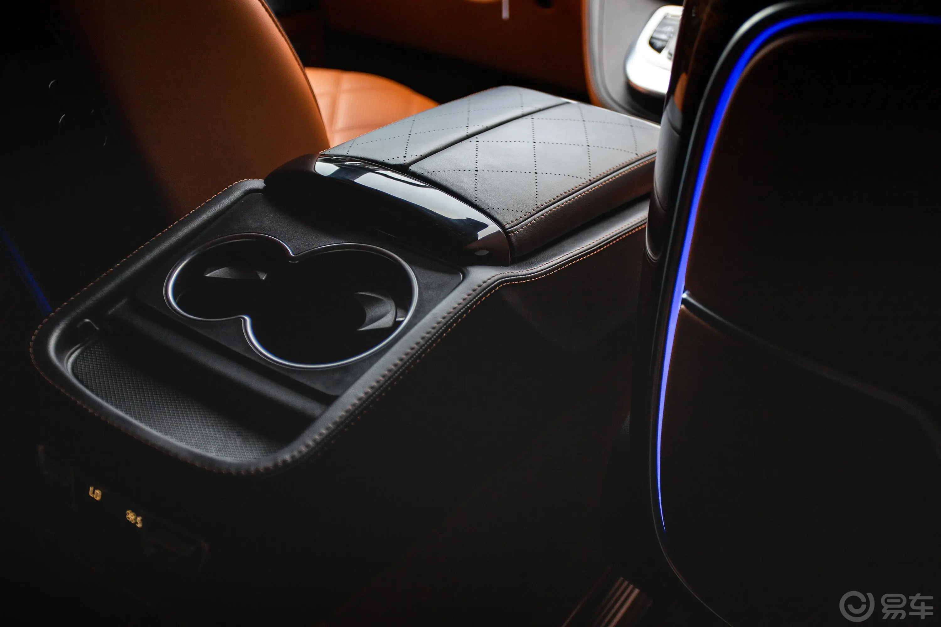 【克蒂巴赫系列2.0T MH7 7座空间图片-汽车图片大全】-易车