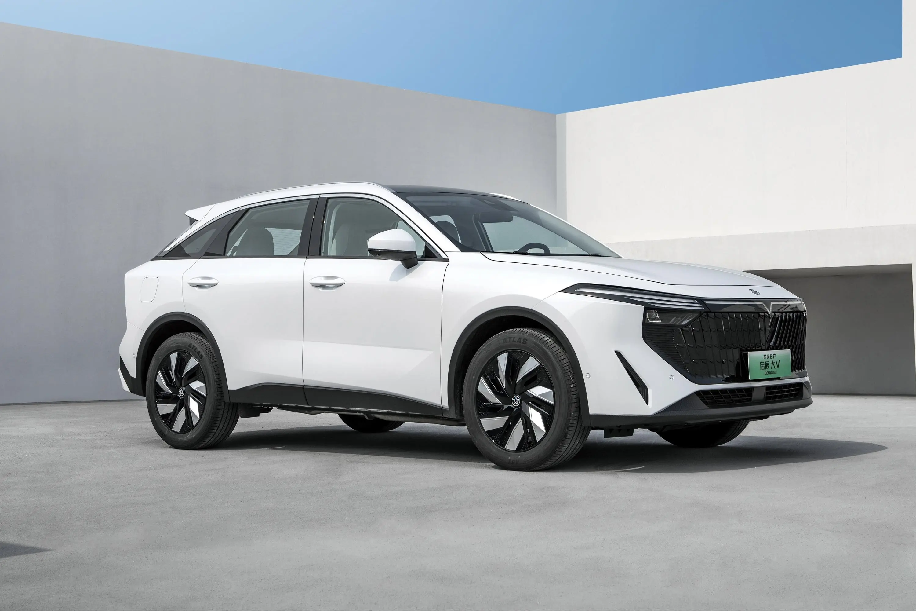 【启辰大V DD-i超混动1.5T 110km iT版图片-汽车图片大全】-易车