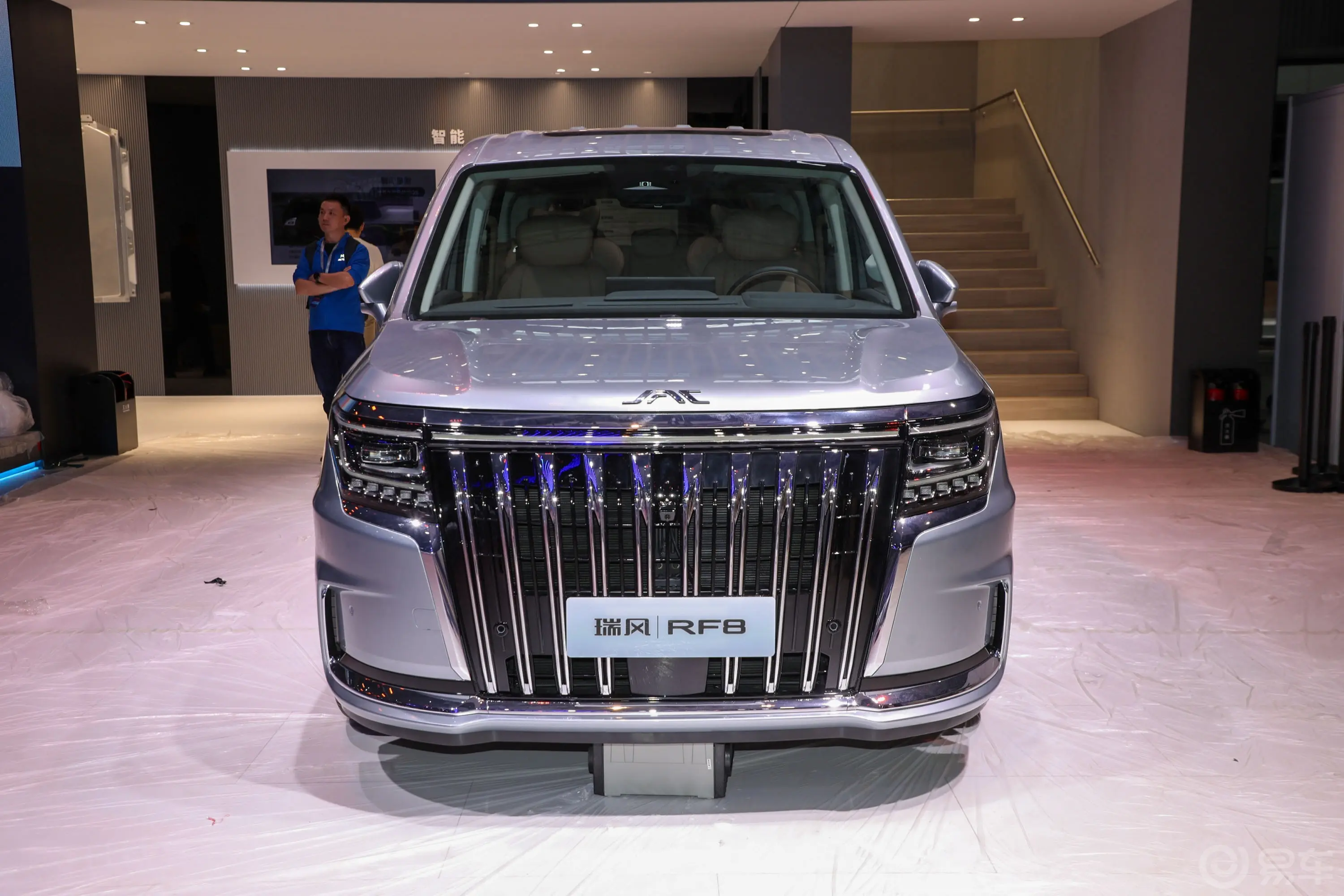 【瑞风RF8鸿蒙版 2.0T 旗舰型外观图片-汽车图片大全】-易车