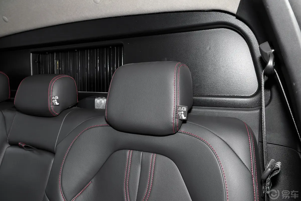 【探索家·星际H2.0T 升顶版 5座后排空间图片-汽车图片大全】-易车