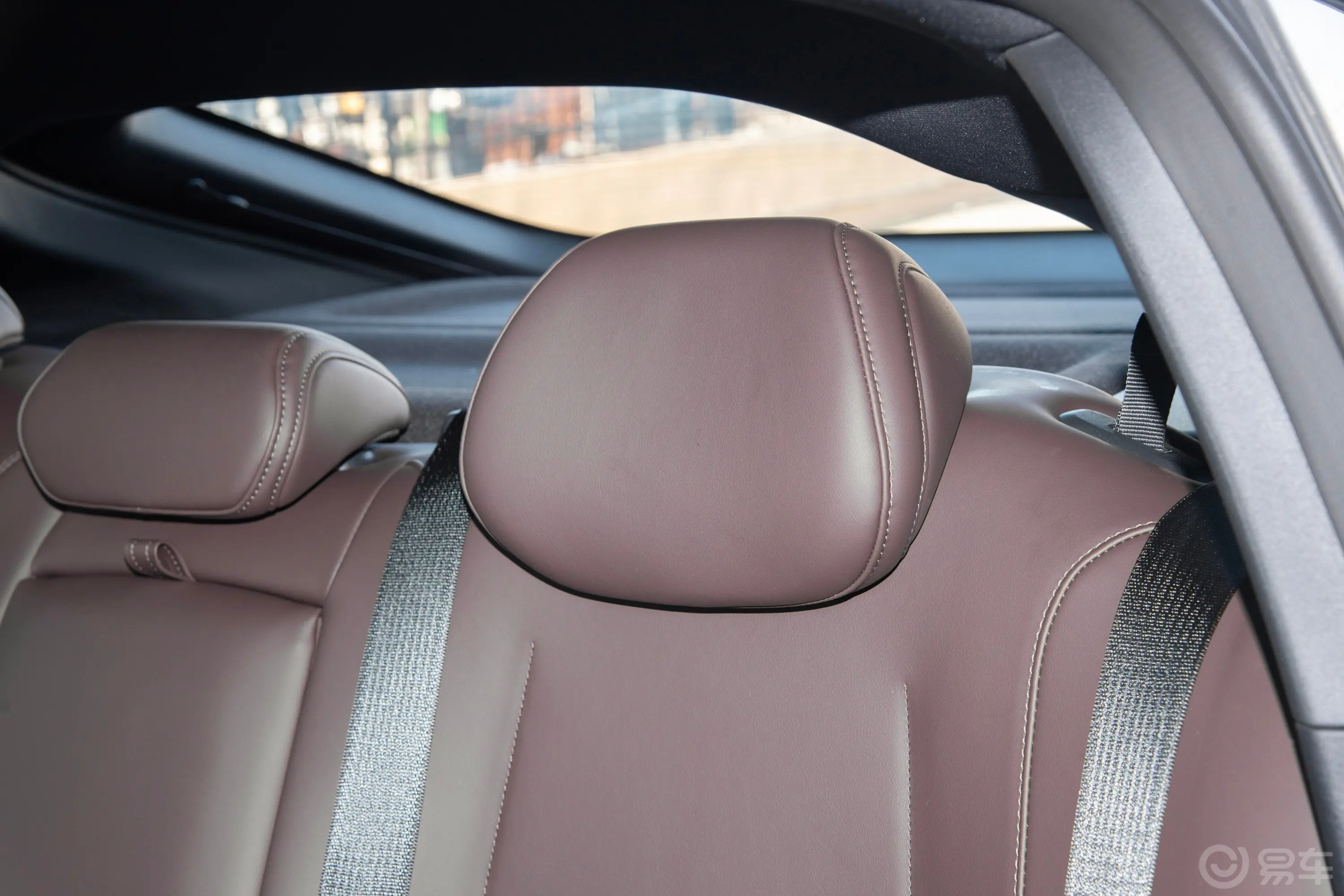 【长安启源A07纯电 蓝鲸版 710km 旗舰型后排空间图片-汽车图片大全】-易车