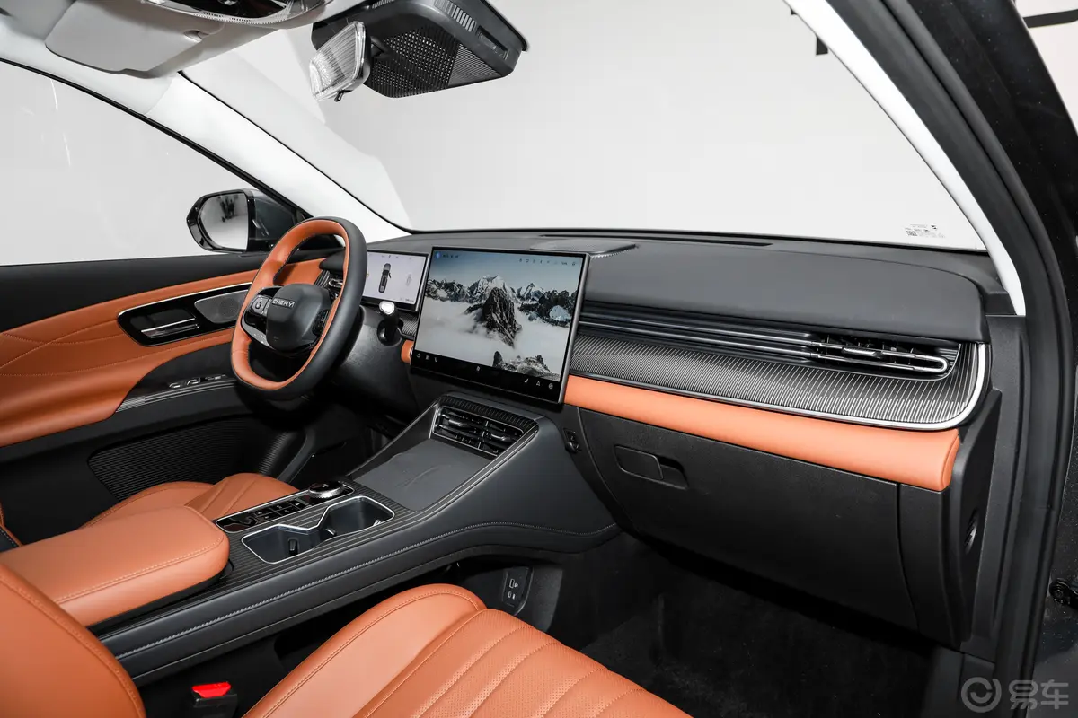 【瑞虎81.6T 虎款内饰全景副驾方向图片-汽车图片大全】-易车