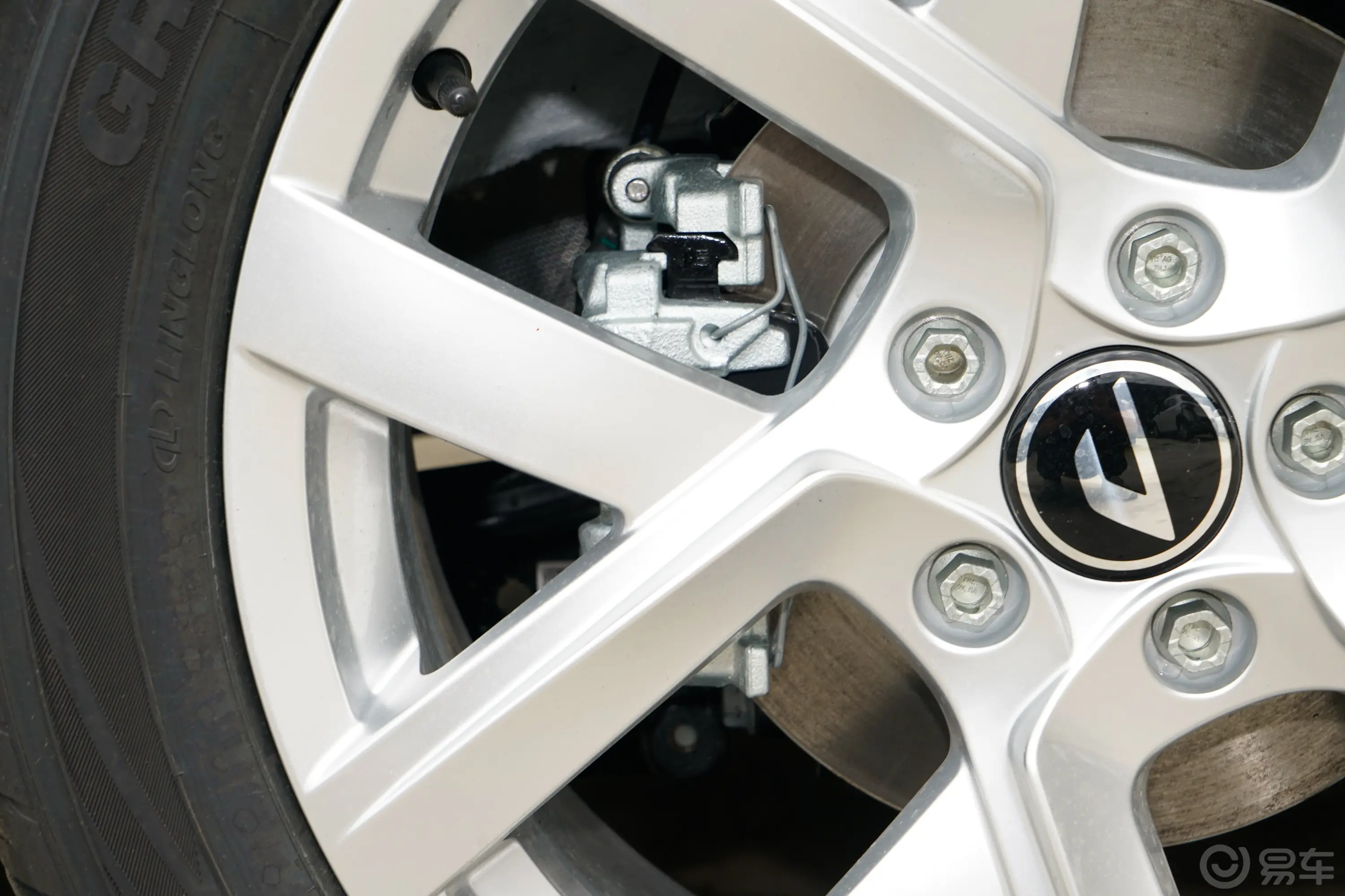 【捷达VS5280TSI 自动好运Plus版后刹车卡钳图片-汽车图片大全】-易车